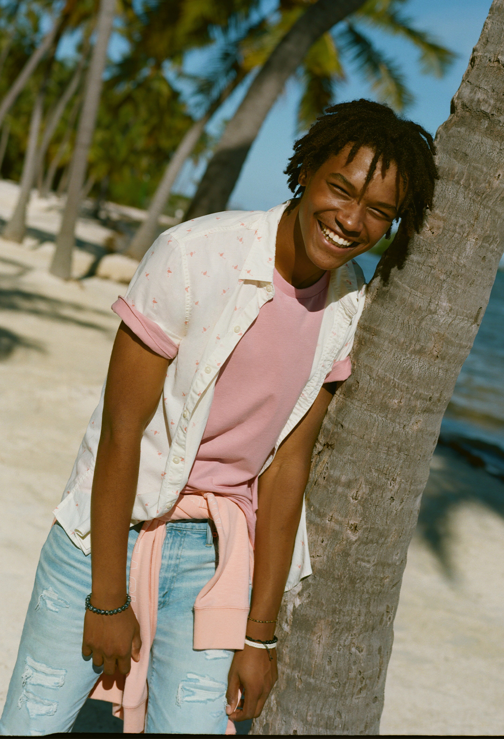 Now Trending: Non-Ripped Jeans - American Eagle Style, Outfitting ...