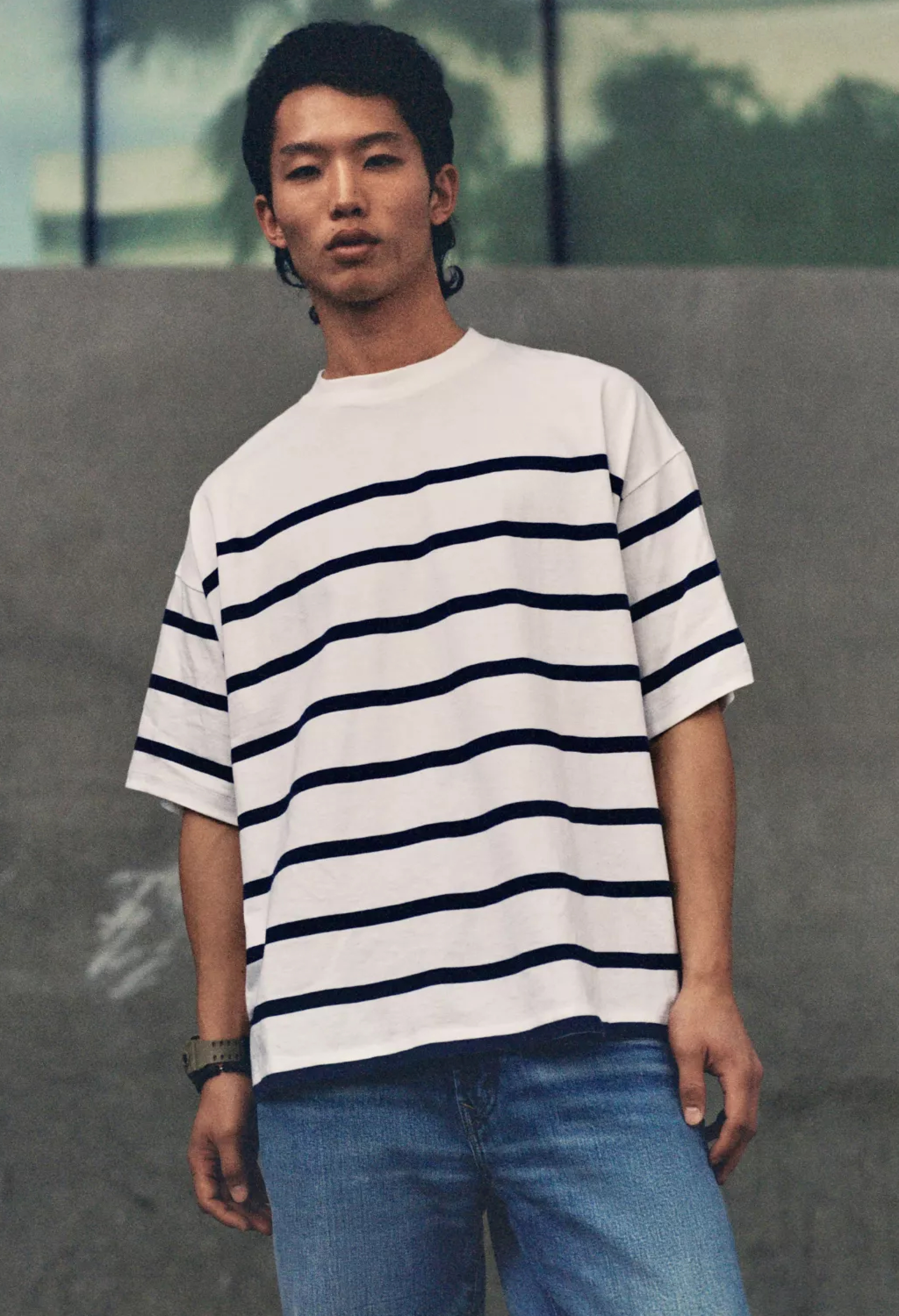 How To Wear Men’s Oversized Tees & Tops - American Eagle Style ...